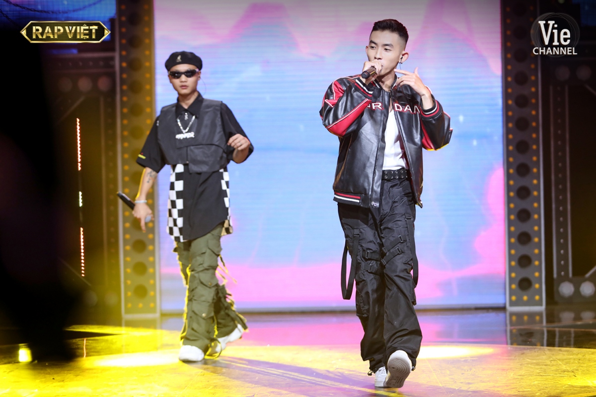 Suboi thiên vị nữ rapper Tlinh trong vòng Đối đầu của "Rap Việt"? | VOV.VN