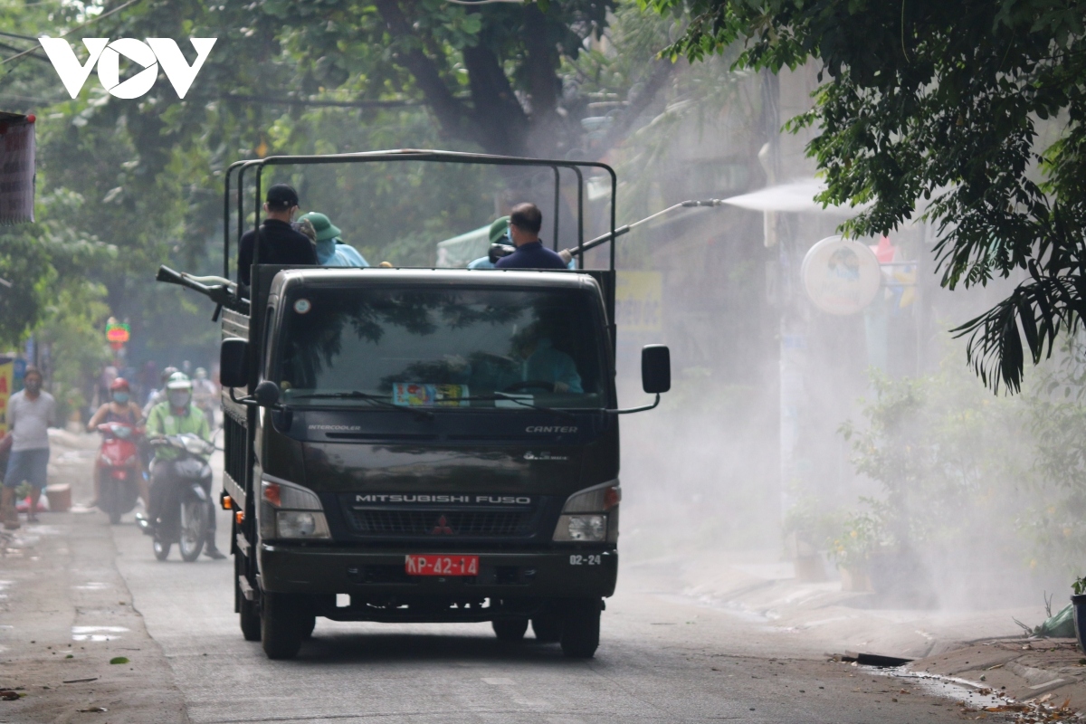 Go Vap district of HCM City disinfected after detection of infections