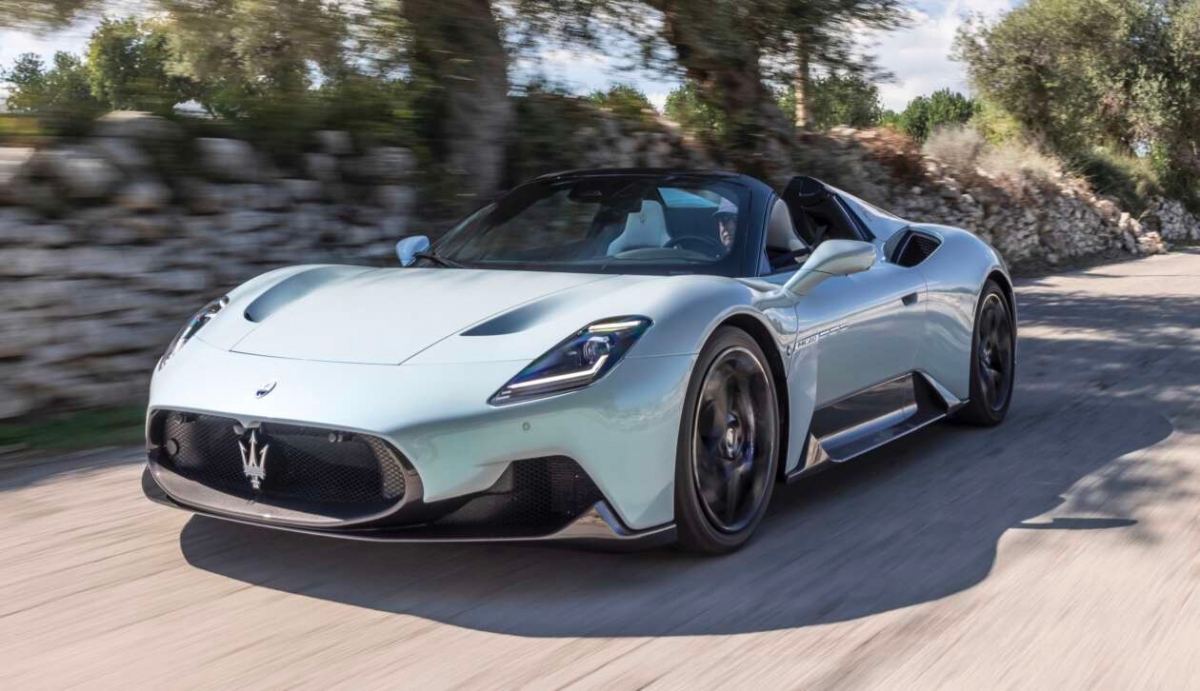 Chiêm ngưỡng vẻ đẹp hút hồn của siêu xe Maserati MC20 Cielo