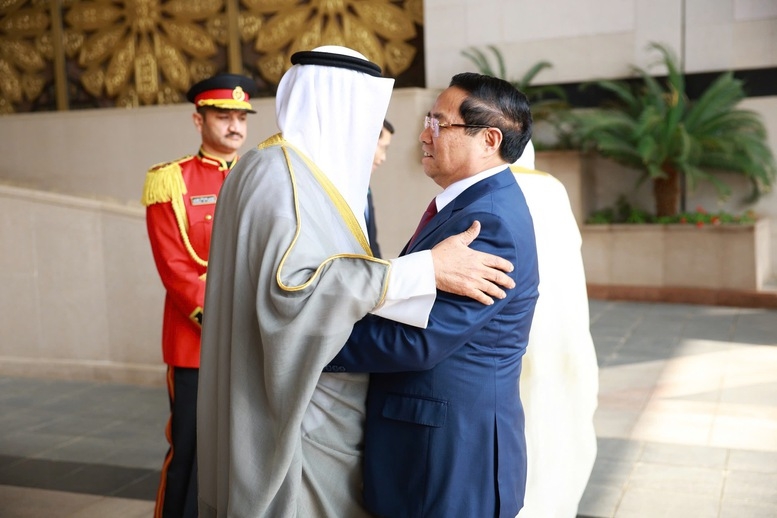 Thủ tướng Kuwait chủ trì lễ đón chính thức Thủ tướng Phạm Minh Chính