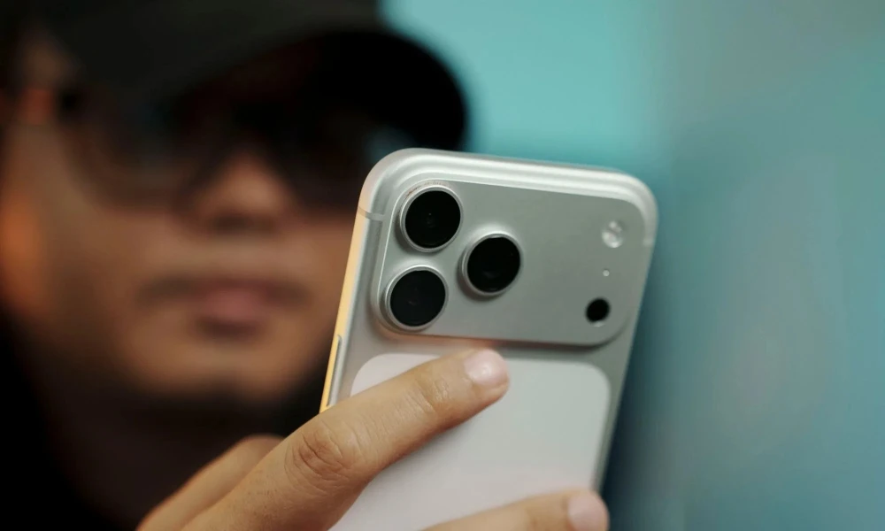 Apple thông báo khó giữ giá iPhone, chi phí bộ nhớ tăng vì cơn sốt AI