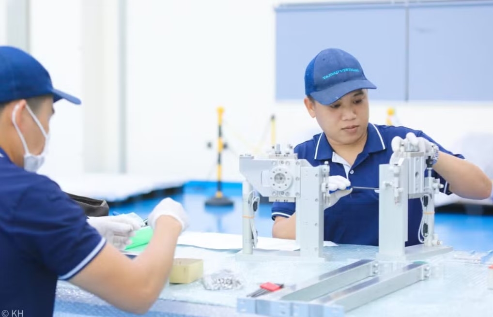 LG to build first semiconductor substrate plant in Vietnam