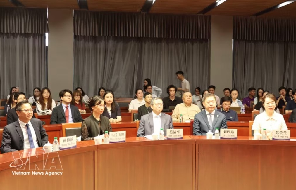 Vietnam-China youth exchanges highlighted at cultural, tourism ...