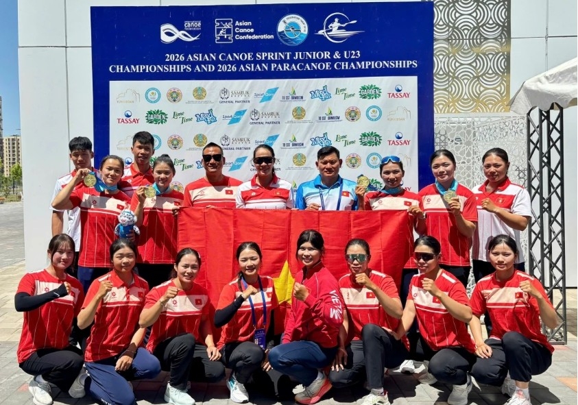 Vietnamese canoeists win 14 medals at Asian championships in Kazakhstan