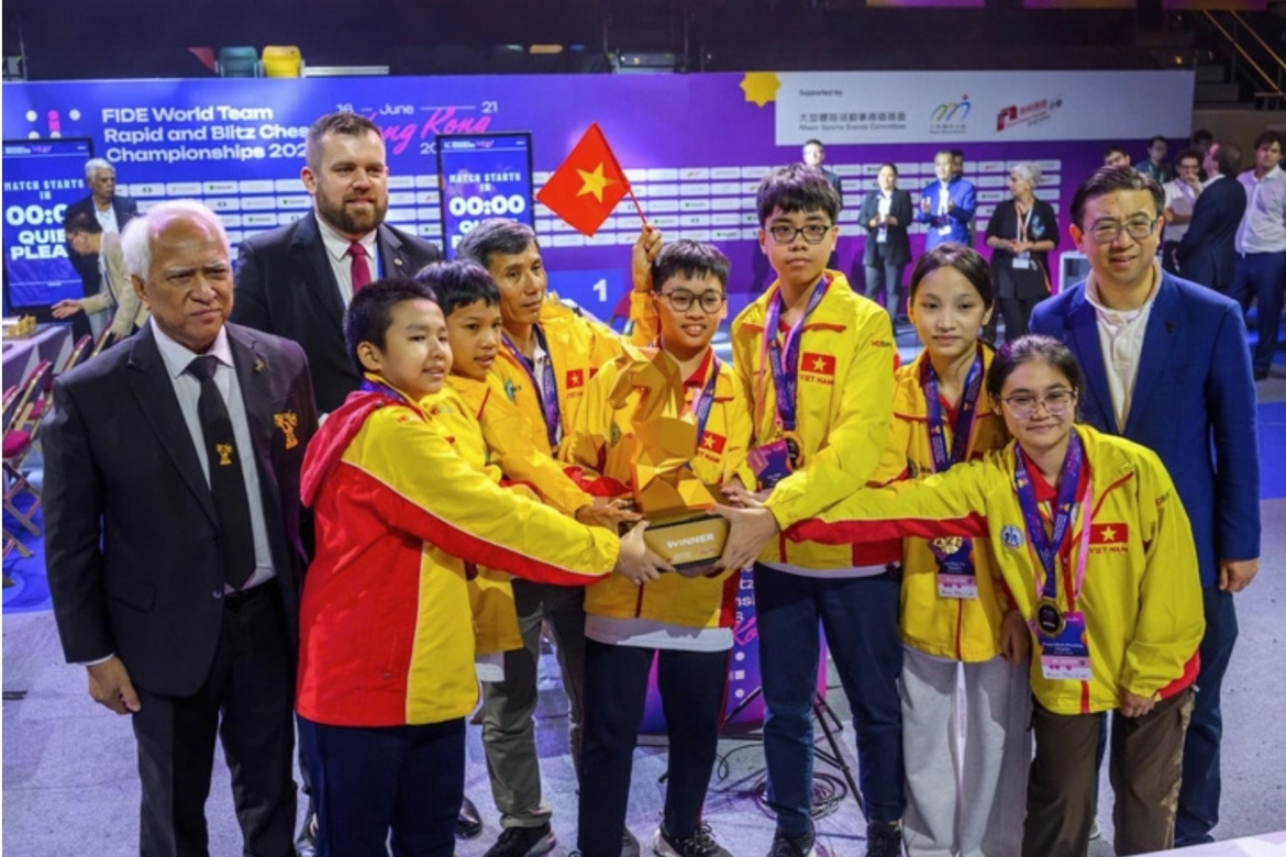 Golden Stars win inaugural FIDE World Team Amateur Rapid Chess Cup