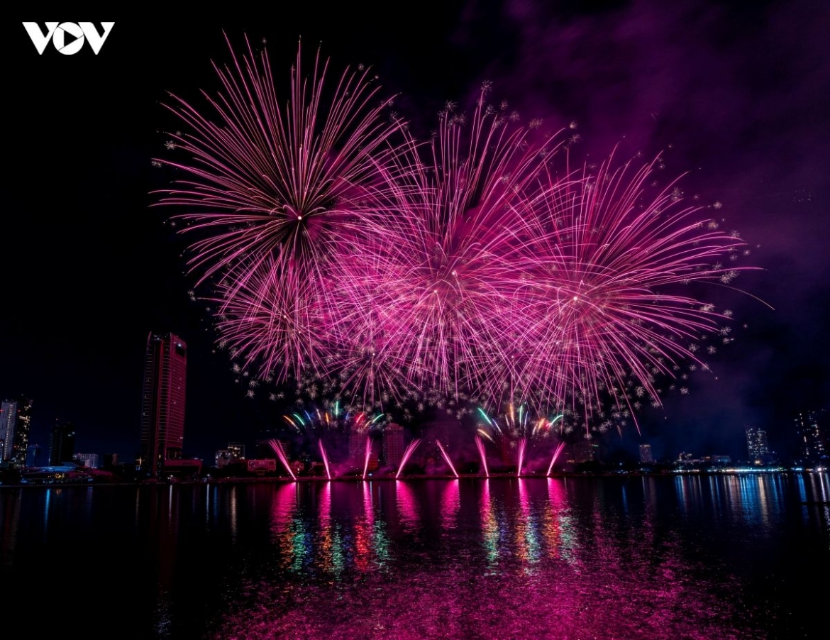 Australia and Portugal light up DIFF 2026 as fireworks festival ...