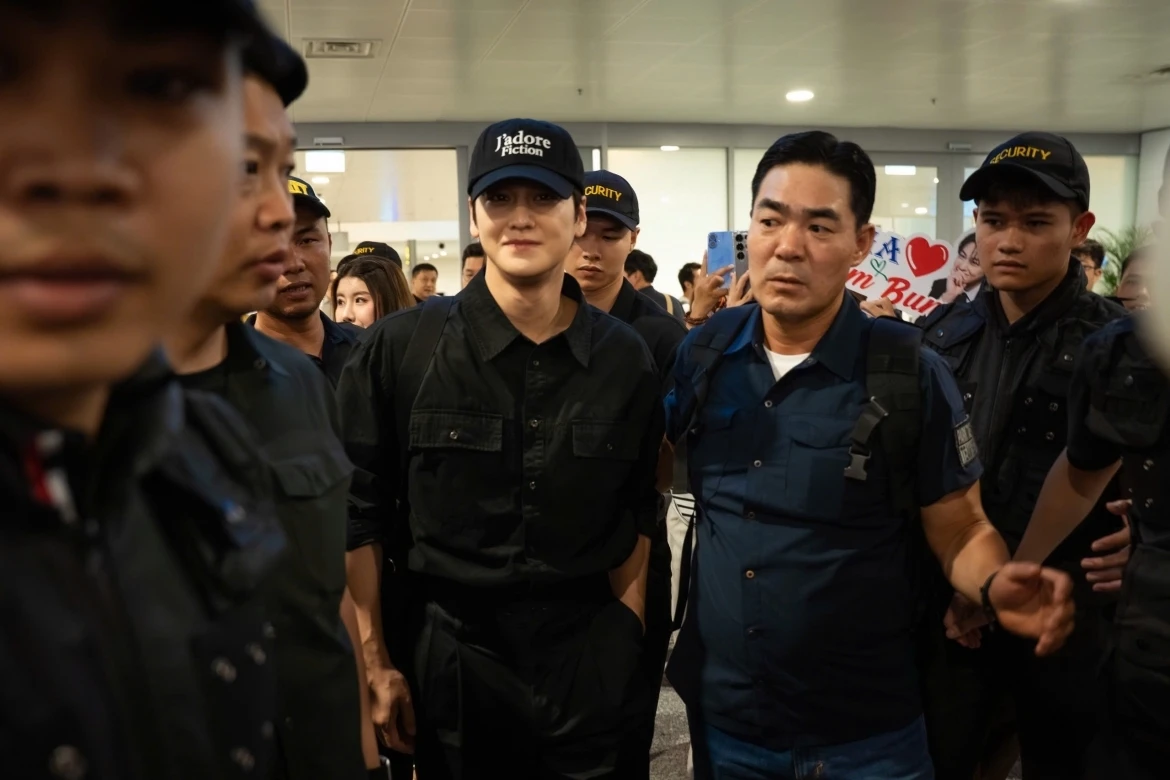 Boys Over Flowers star Kim Bum in Hanoi for Beauty Summit