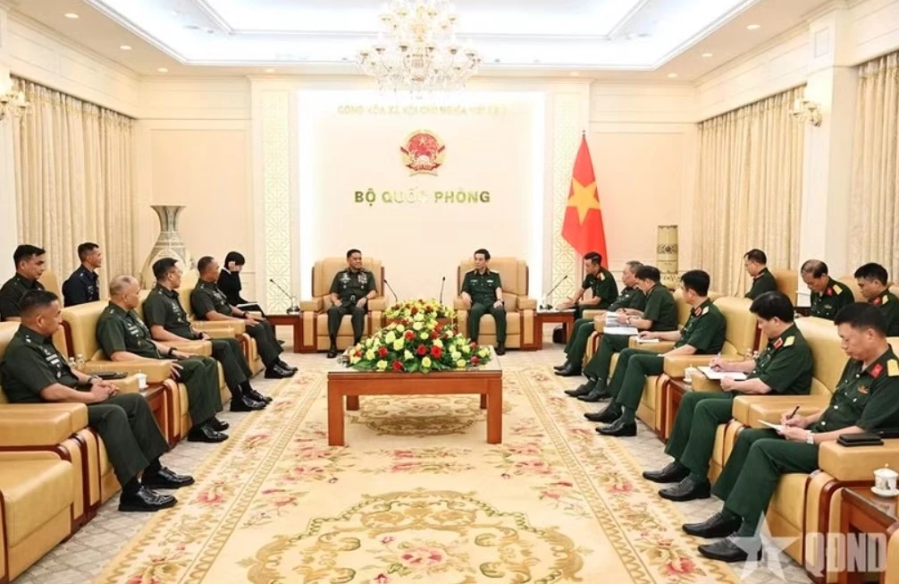 Vietnam, Philippines move to implement newly signed defence cooperation ...