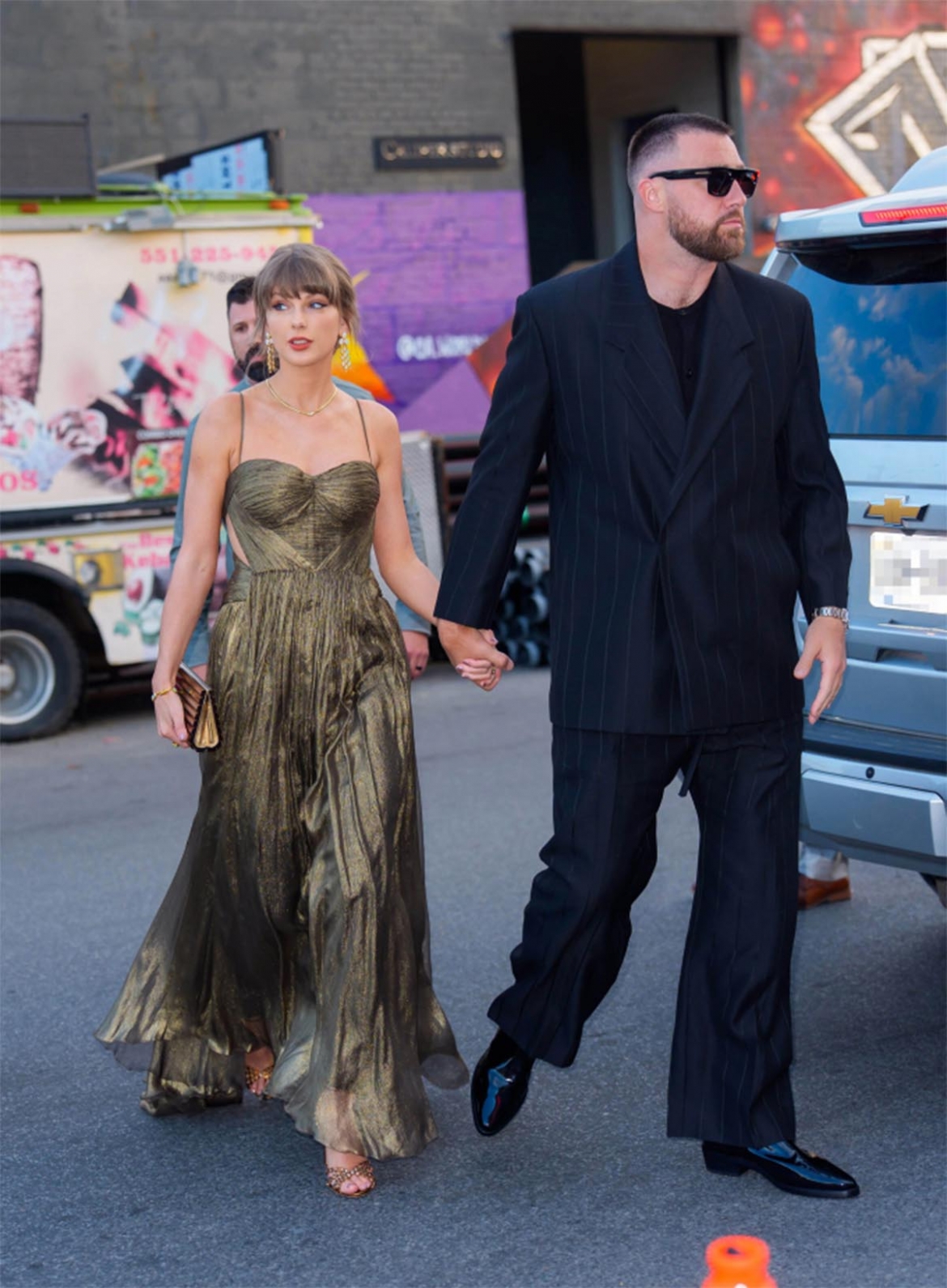 Đám cưới khủng hơn 1000 khách của Taylor Swift phong tỏa đường phố và ...