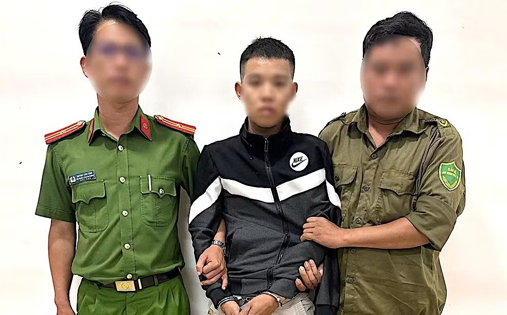 Bắt giữ đối tượng ném “bom xăng” gây bỏng cho Công an và cha ruột