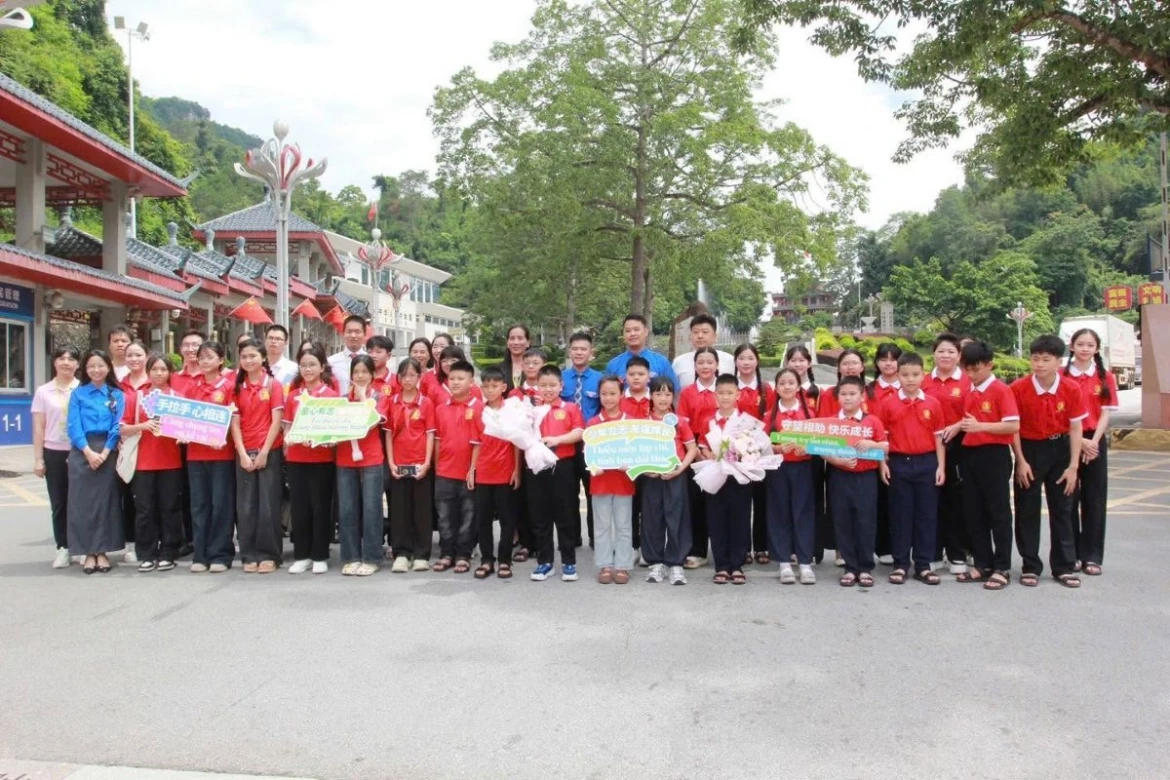 Children from Northern Vietnam join exchange programme in Guangxi