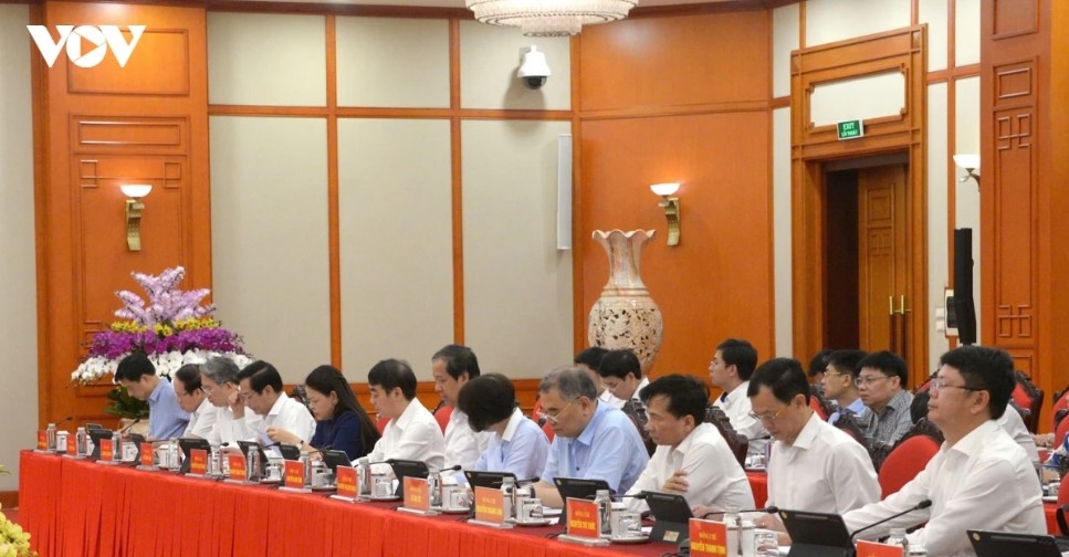 Top leader To Lam chairs working session on education and training in Hanoi