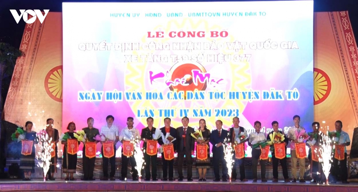 Kon Tum đón nhận Quyết định công nhận Bảo vật Quốc gia xe tăng T59, số ...