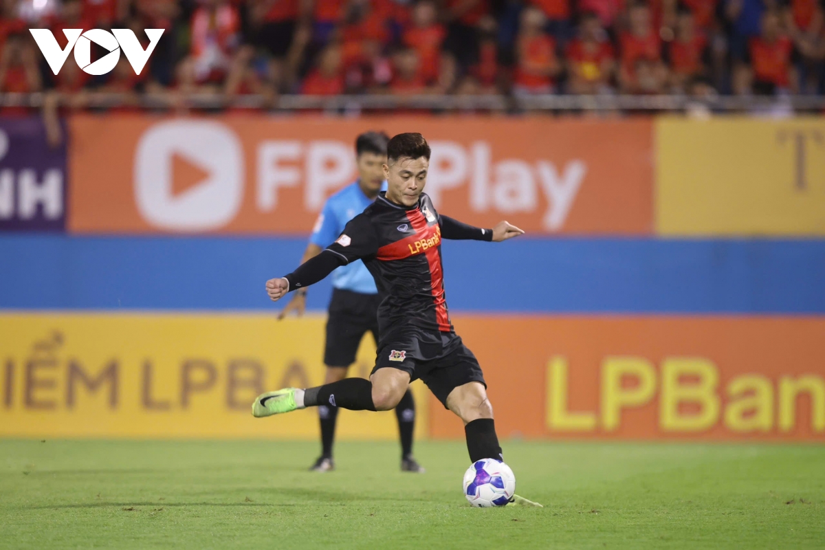 Lý do Đức Chiến ăn mừng cuồng nhiệt khi sút tung lưới Thể Công Viettel