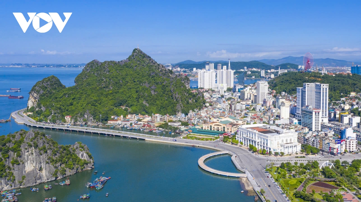 Tiếp tục xây dựng, chỉnh đốn Đảng toàn diện, kỳ vọng mới từ thực tiễn