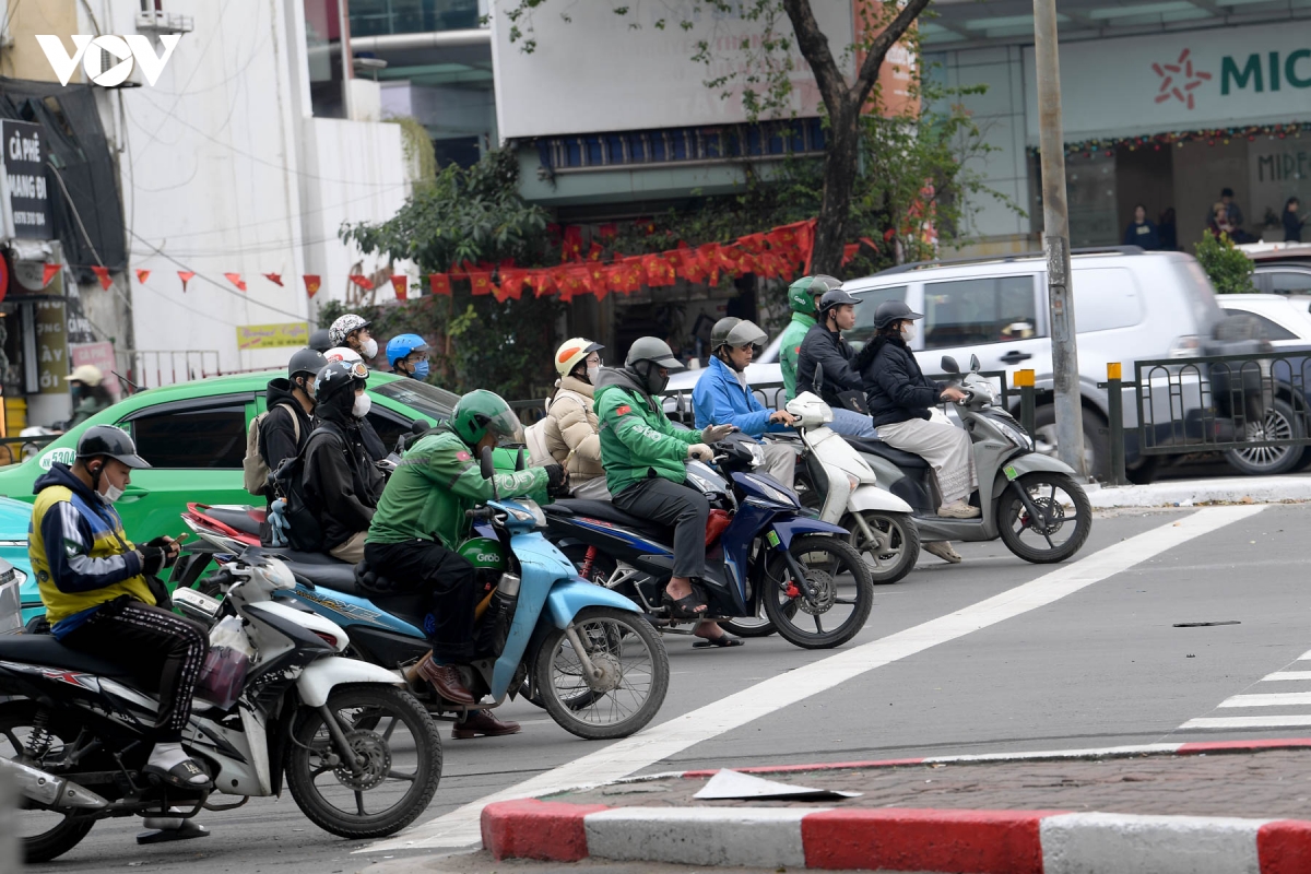 Vượt đèn đỏ, lấn làn trở nên lạc lõng từ khi "mắt thần" hoạt động