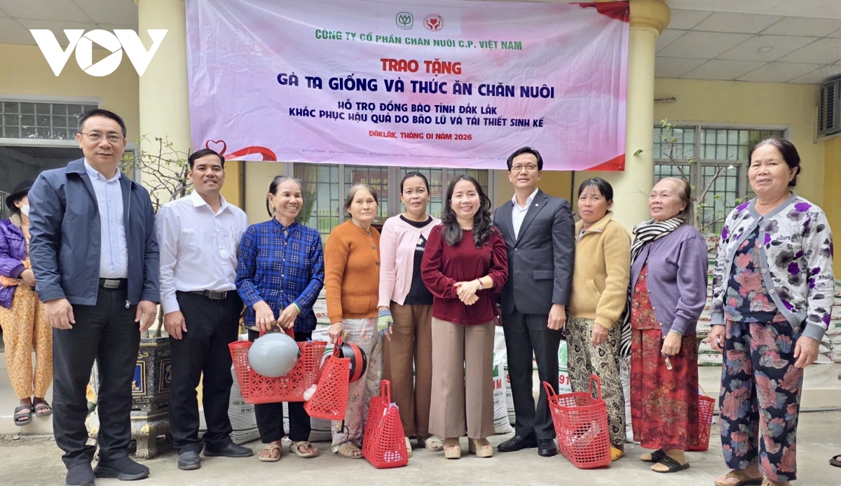 Hỗ trợ giống cây trồng, vật nuôi giúp người dân vùng lũ Đắk Lắk khôi ...