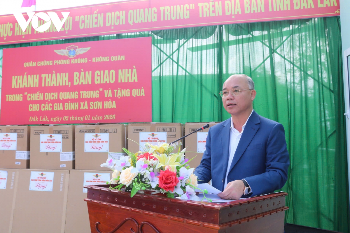 "Chiến dịch Quang Trung": Trao 7 căn nhà tặng bà con vùng lũ Sơn Hòa ...