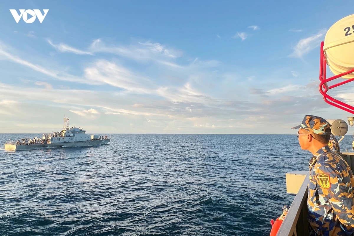 Vietnam and Cambodia navies complete 83rd joint patrol