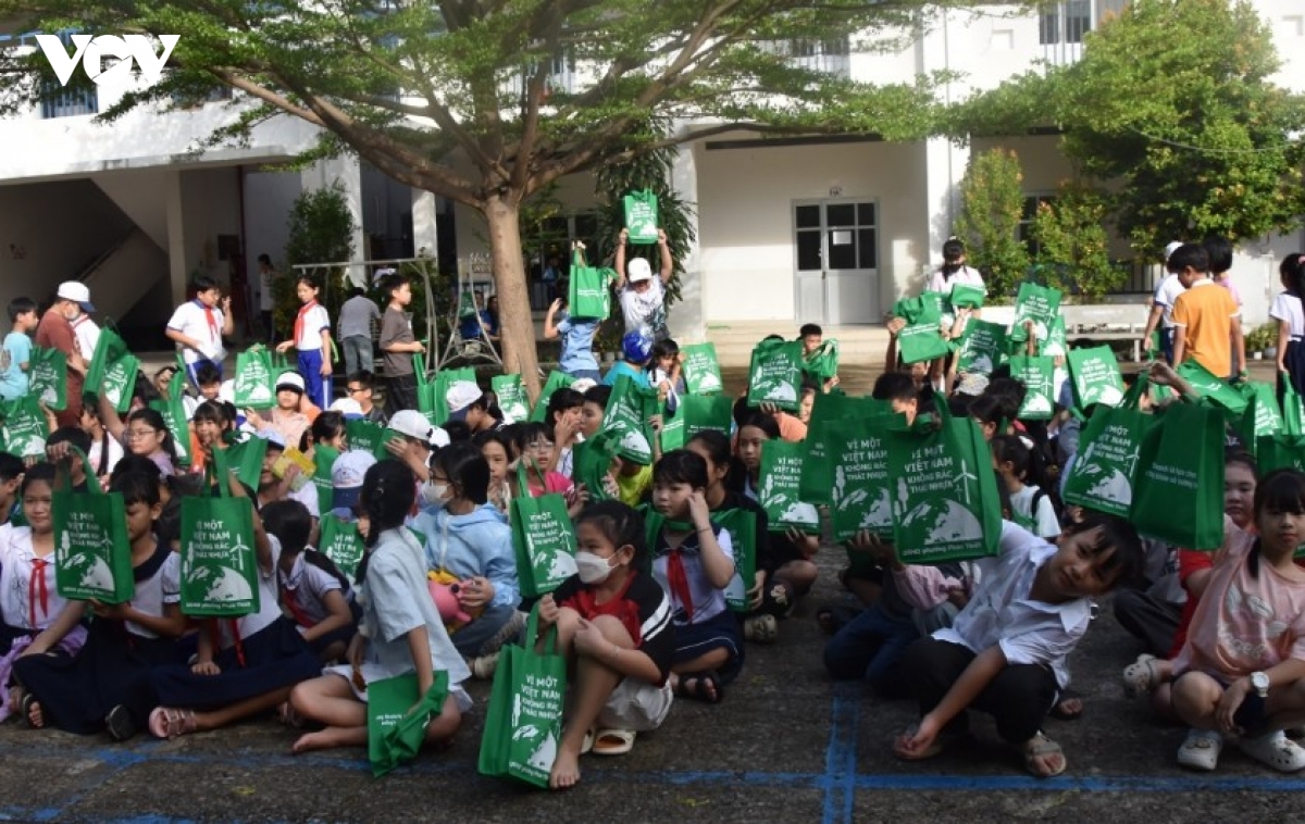 Localities nationwide launch activities in response to World ...