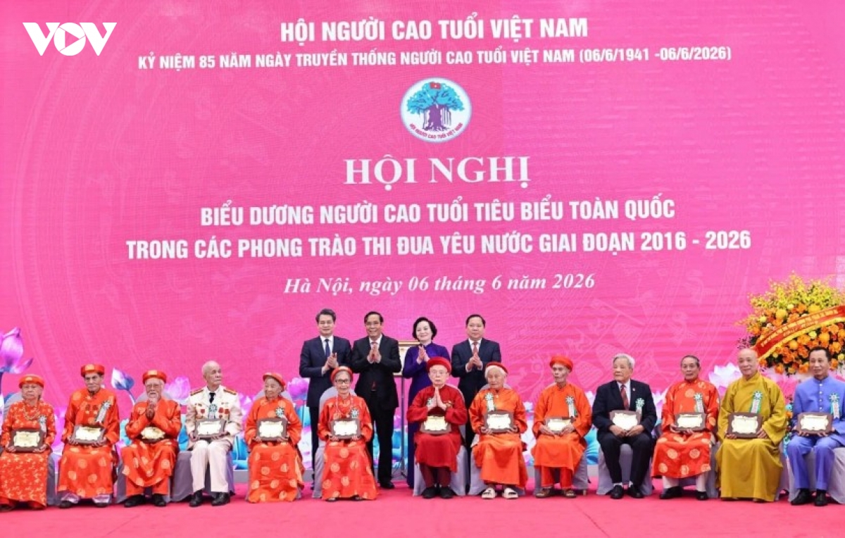 169 exemplary older people honoured in patriotic emulation movements