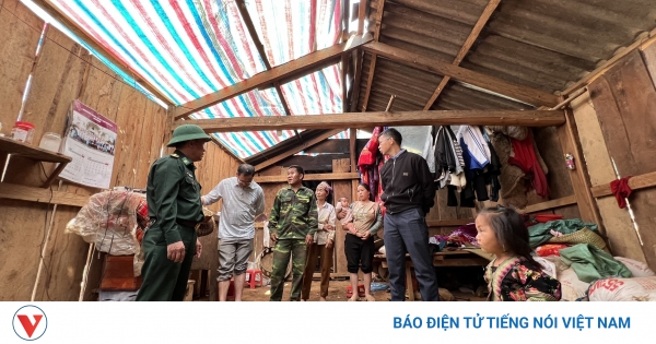 Bộ đội biên phòng Sơn La giúp dân khắc phục hậu quả thiên tai