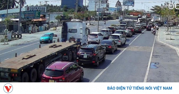 Bến Tre chủ động ứng phó kẹt xe khu vực cầu Rạch Miễu dịp nghỉ lễ 30/4,1/5