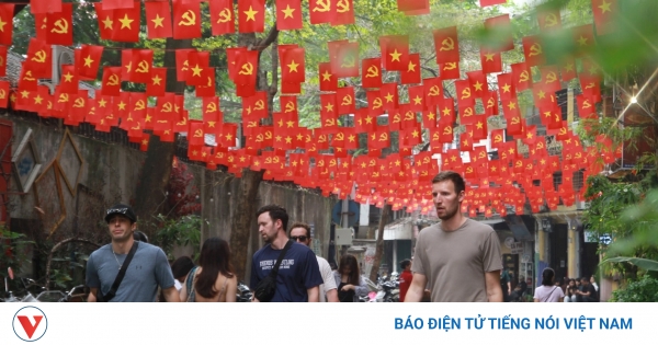 Nhà tôi có một lá cờ, đất nước tôi có triệu triệu lá cờ