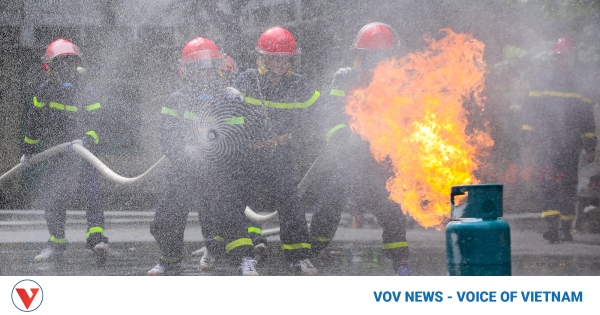 A training day of firefighters in Vietnam