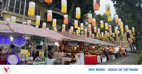 Traditional customs re-launched in Hanoi ahead of Tet