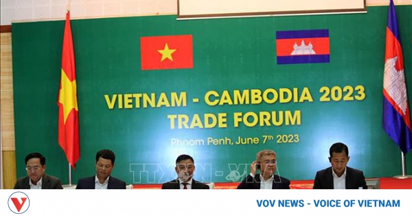 Phnom Penh forum connects Vietnamese and Cambodian businesses