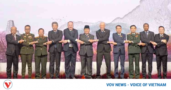 ASEAN Defense Ministers support freedom of navigation, aviation in East Sea