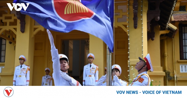 Flag hoisting ceremony celebrates ASEAN’s 57th founding anniversary