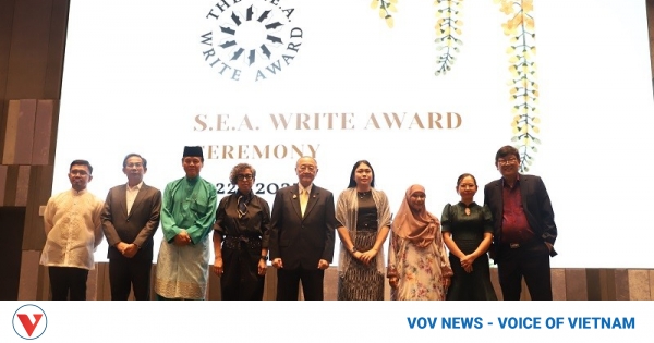 Vietnamese writers win SEA Write Award