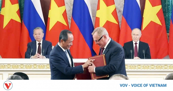 Vietnam Airlines signs MoU on cooperation with VTB Bank of Russia
