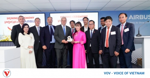 Vietjet places new order for 100 A321neo aircraft