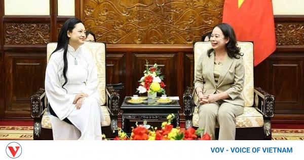 Vice President receives Vietnamese-American astronaut Amanda Nguyen