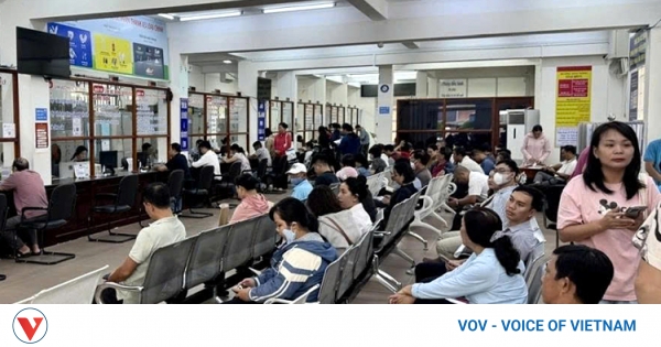 New two-tier local government system goes into effect without disruption