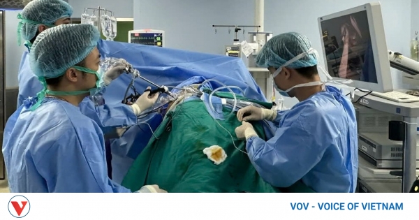 First autotransplant kidney surgery successfully performed in Vietnam