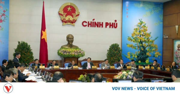 First cabinet meeting in 2013 | VOV.VN