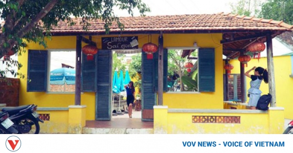 Coffee shop in Quang Ngai gives nostalgic feeling | VOV.VN