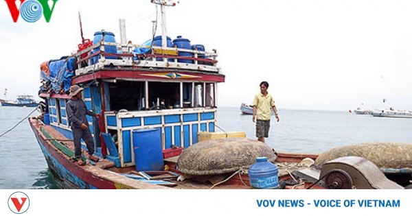 Filipino pirates attack Vietnamese fishing vessel | VOV.VN