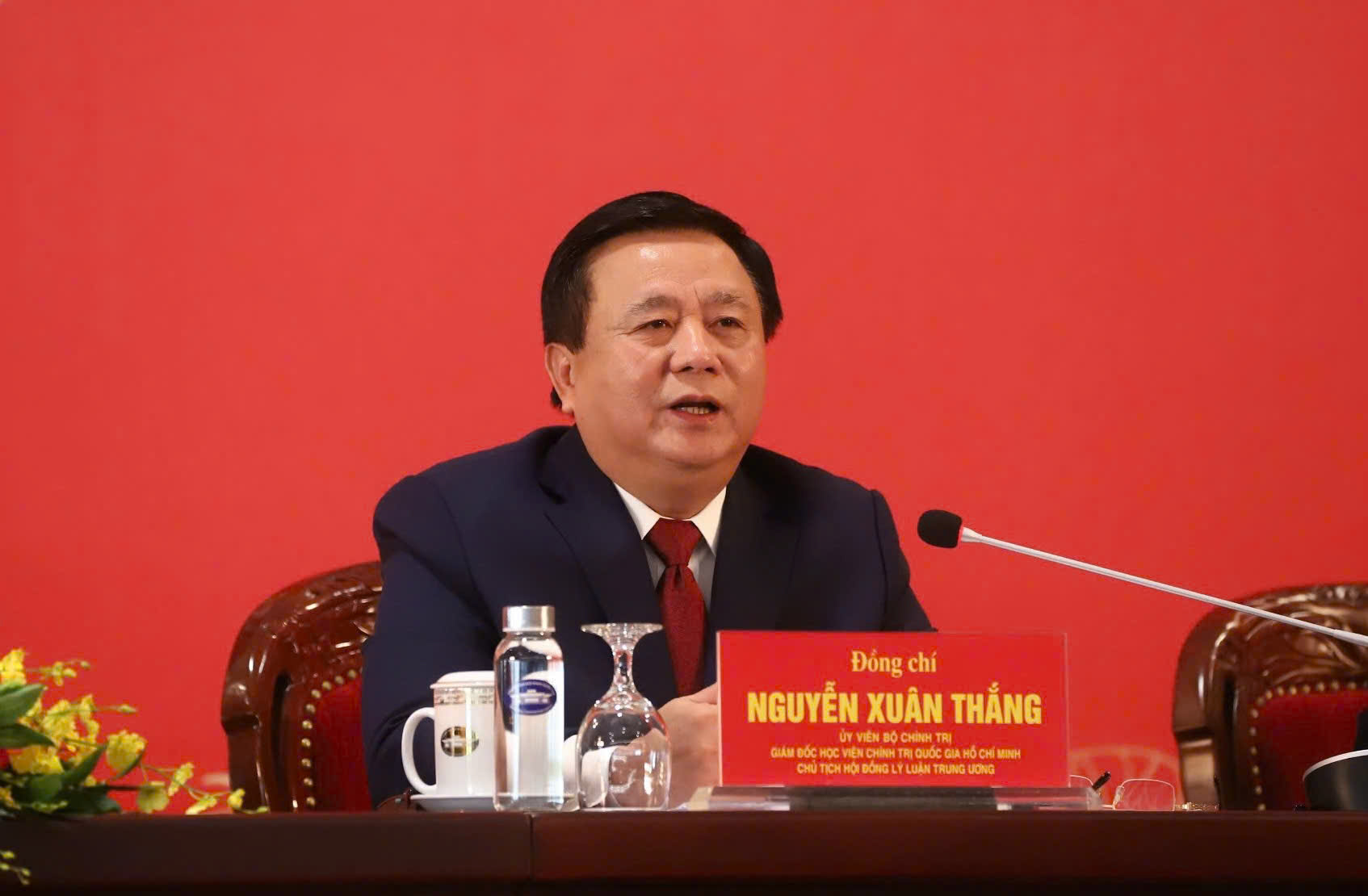 Mengenai poin-poin baru Kongres Nasional ke-14, Direktur Akademi ...